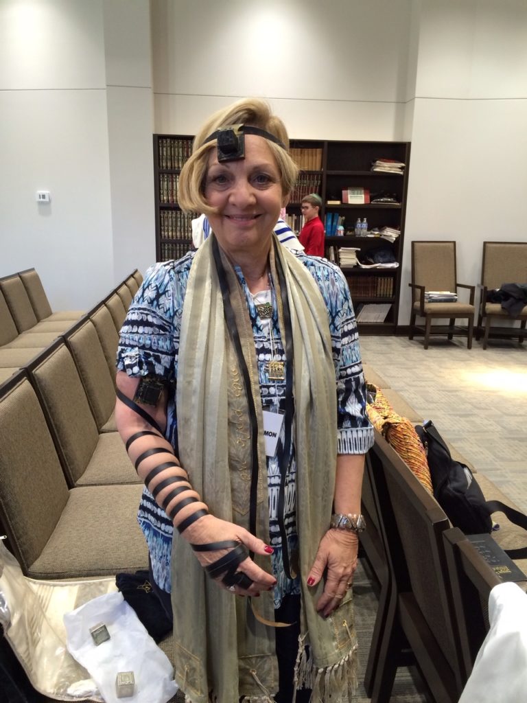 Tefillin 101 - Week Three | Women's League for Conservative Judaism ...